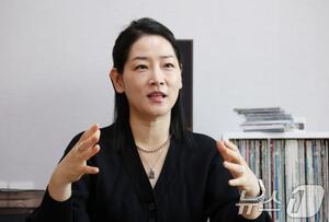 Lee Sun-hee, the Voice That Connects Generations: A Life Devoted to Pansori
